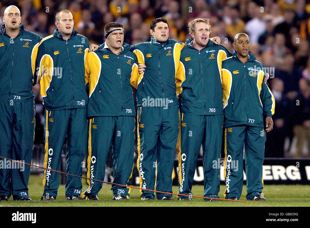 The australia team line up national anthem hi-res stock photography and ...
