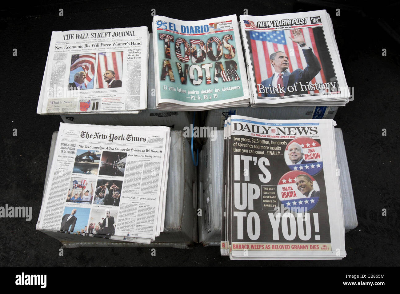 American newspapers on the election hi-res stock photography and images ...