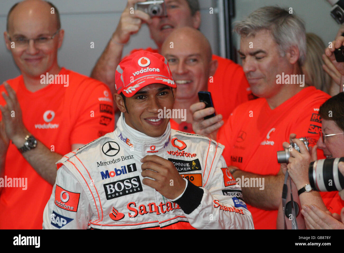 Formula one world champion lewis hamilton pose hi-res stock photography ...