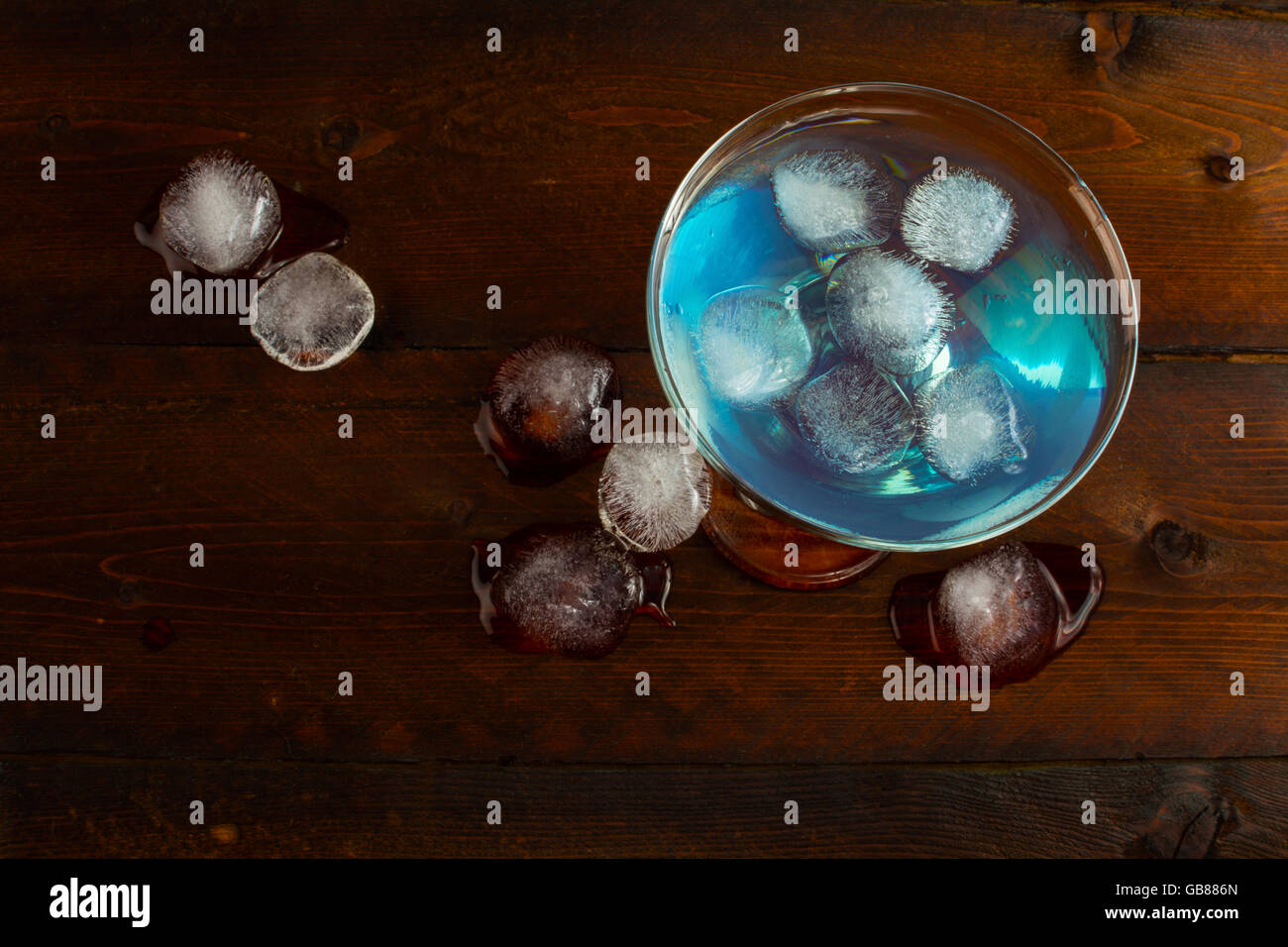 Iced blue cosmopolitan cocktail. Blue margarita. Blue cosmopolitan ...