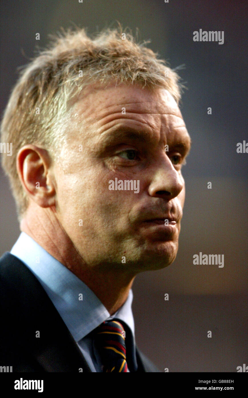 Bradford bulls head coach brian noble hi-res stock photography and ...