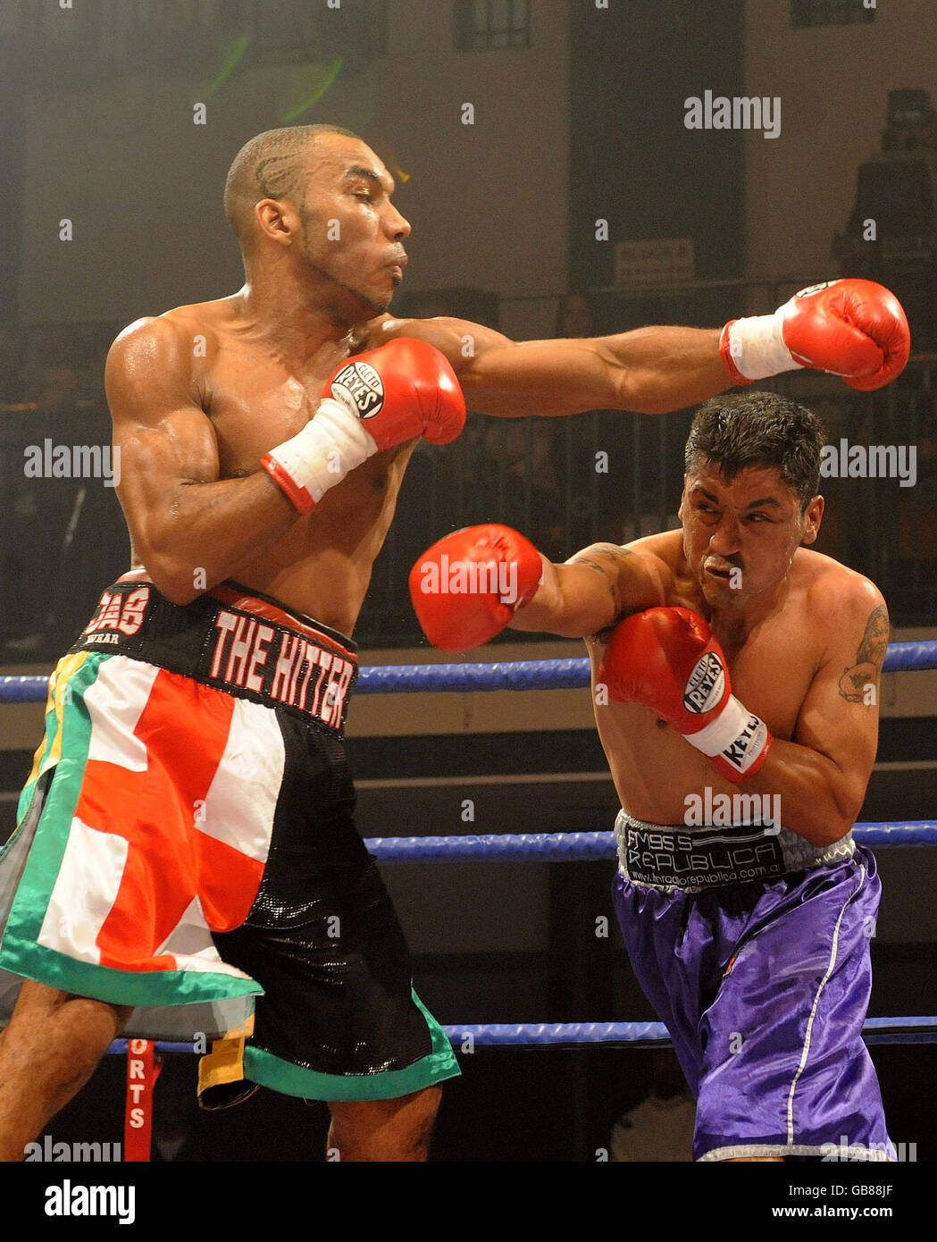 Boxing ko hi-res stock photography and images - Alamy