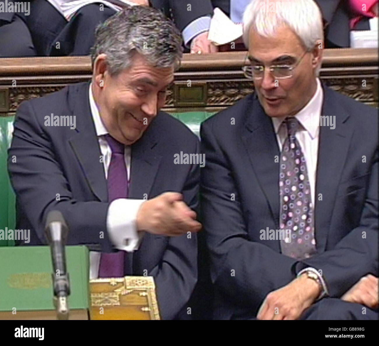 Politics sitting smiling gordon brown hi-res stock photography and ...