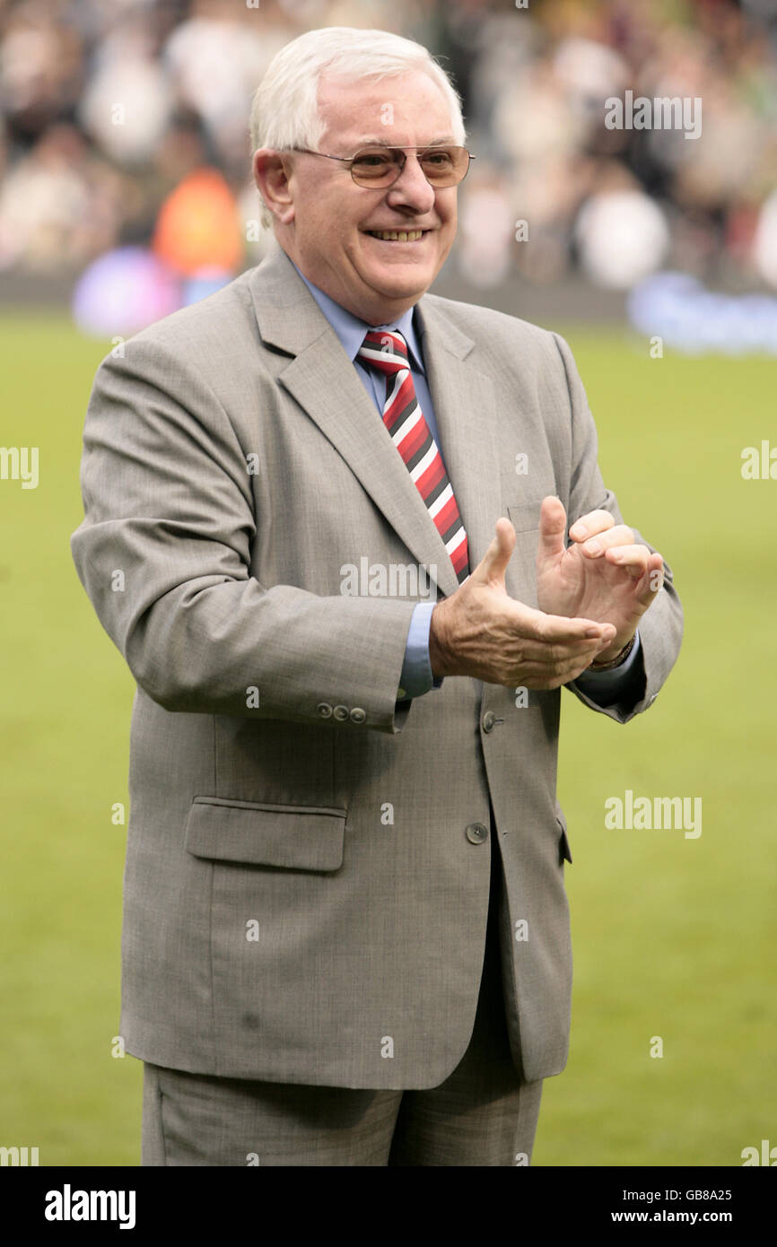 Alan mullery hi-res stock photography and images - Alamy