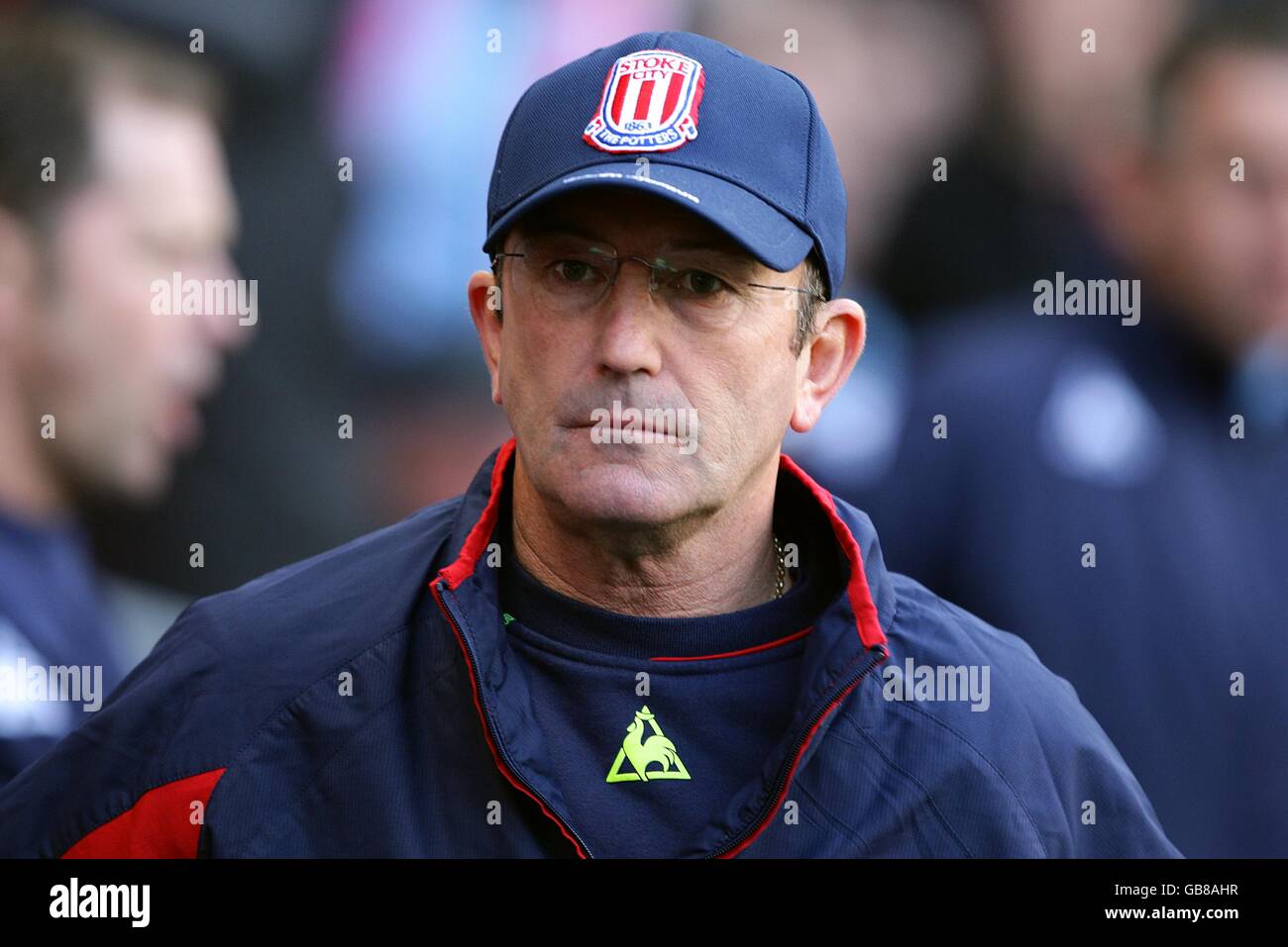 Stoke City manager Tony Pulis, on the touchline prior to kick off Stock ...