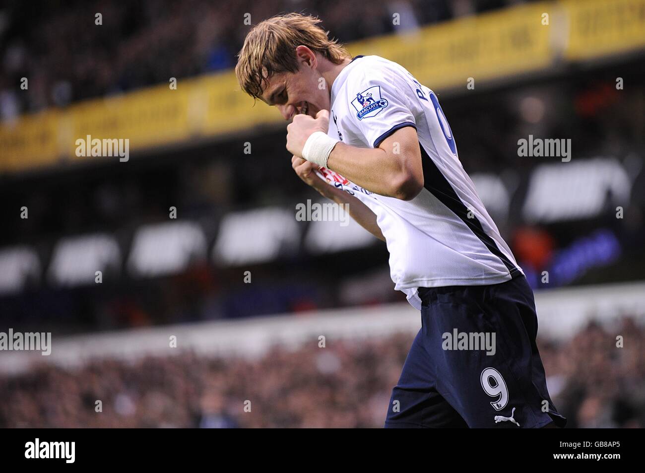 Tottenham hotspurs roman pavlyuchenko celebrates scoring hi-res stock ...