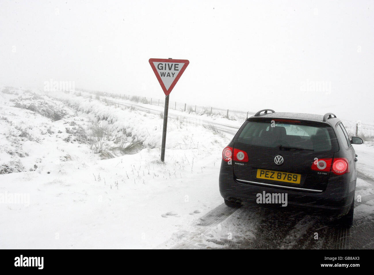Heavy snow in Northern Ireland Stock Photo - Alamy