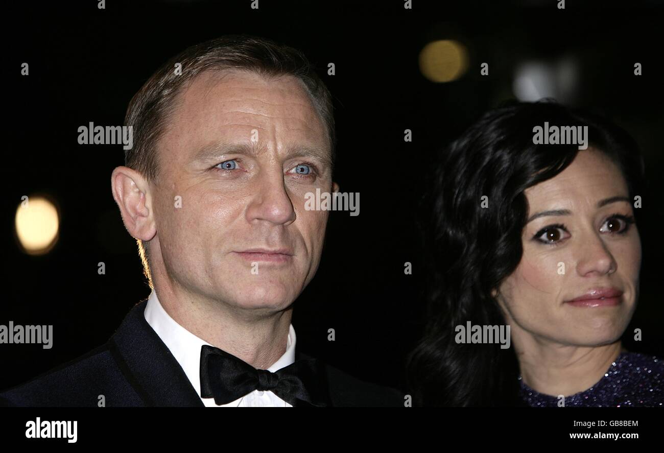 Daniel Craig and Satsuki Mitchell arrive for the World premiere of ...