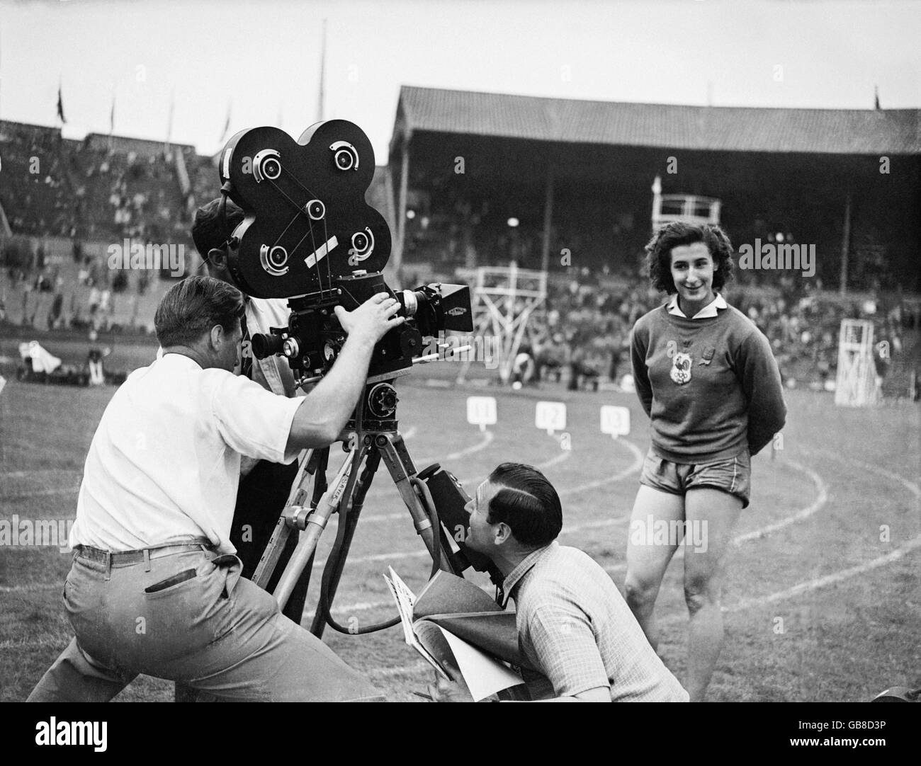 Gold medallist in womens shot discus Black and White Stock Photos ...
