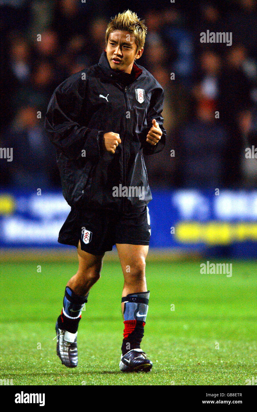 Junichi inamoto of fulham hi-res stock photography and images - Alamy