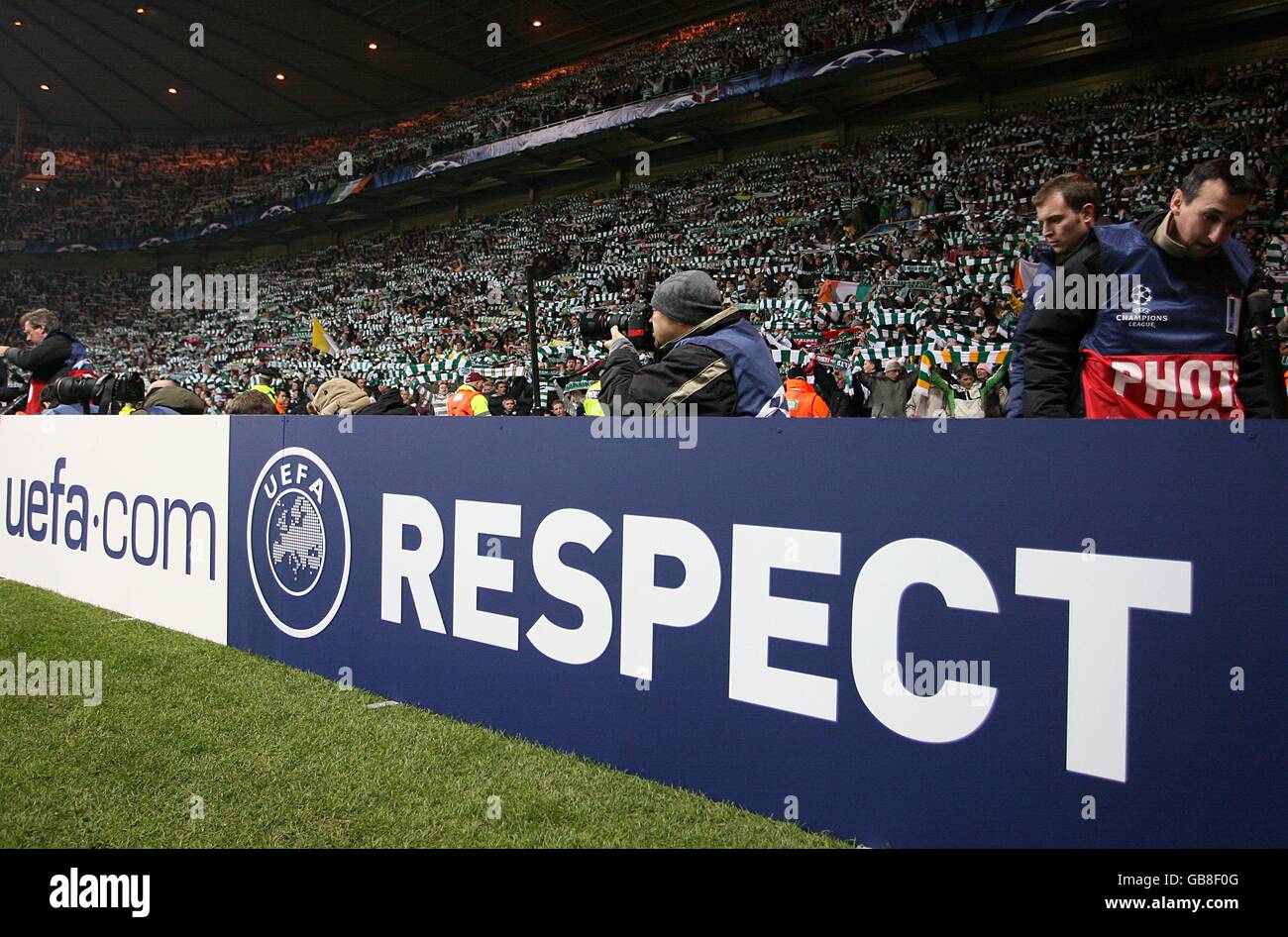 Football general view uefa respect hi-res stock photography and images ...