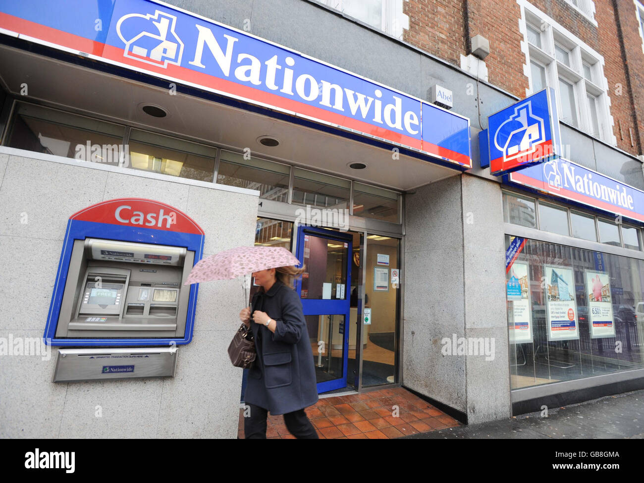 Nationwide high street bank london hi-res stock photography and images ...