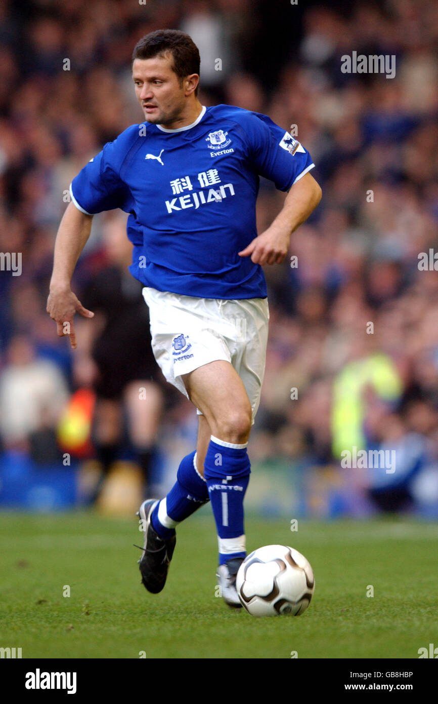 Sport football tomasz radzinski hi-res stock photography and images - Alamy