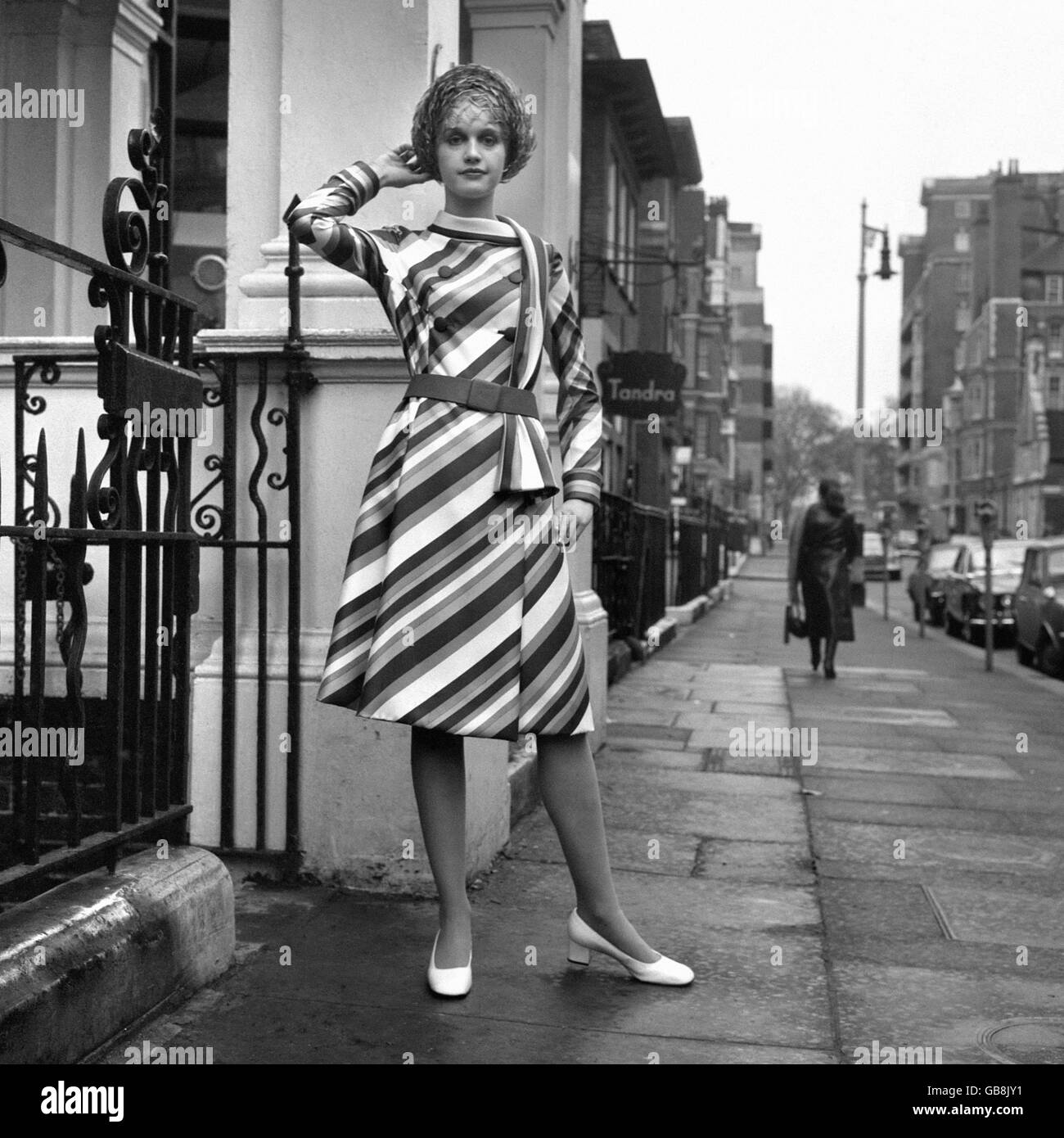 1972 fashion model hi-res stock photography and images - Alamy