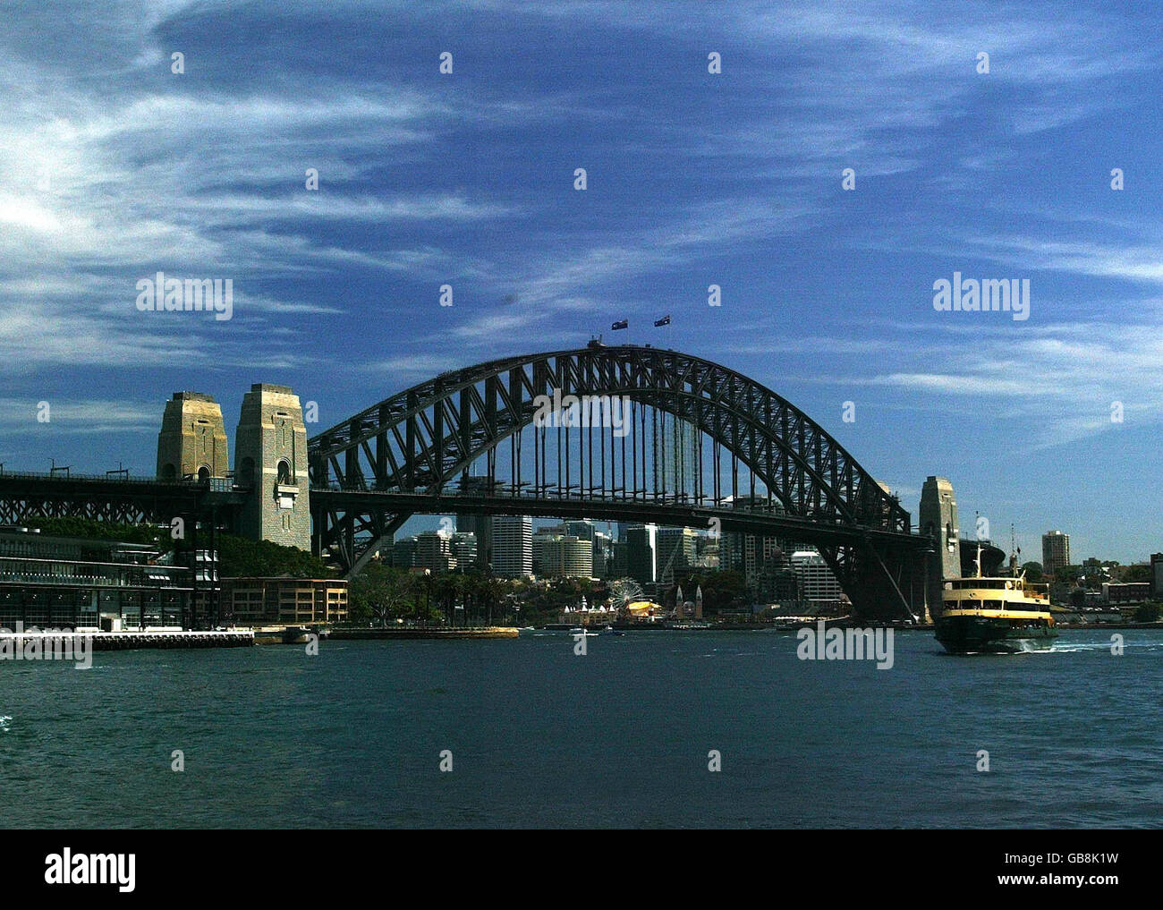 Travel stock - Sydney. Sydney Harbour Bridge and Circular Quay, Sydney ...