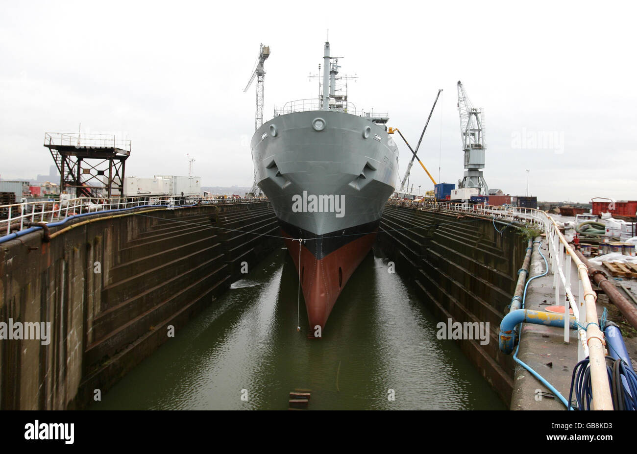 At the cammell laird shipyard in birkenhead hi-res stock photography ...