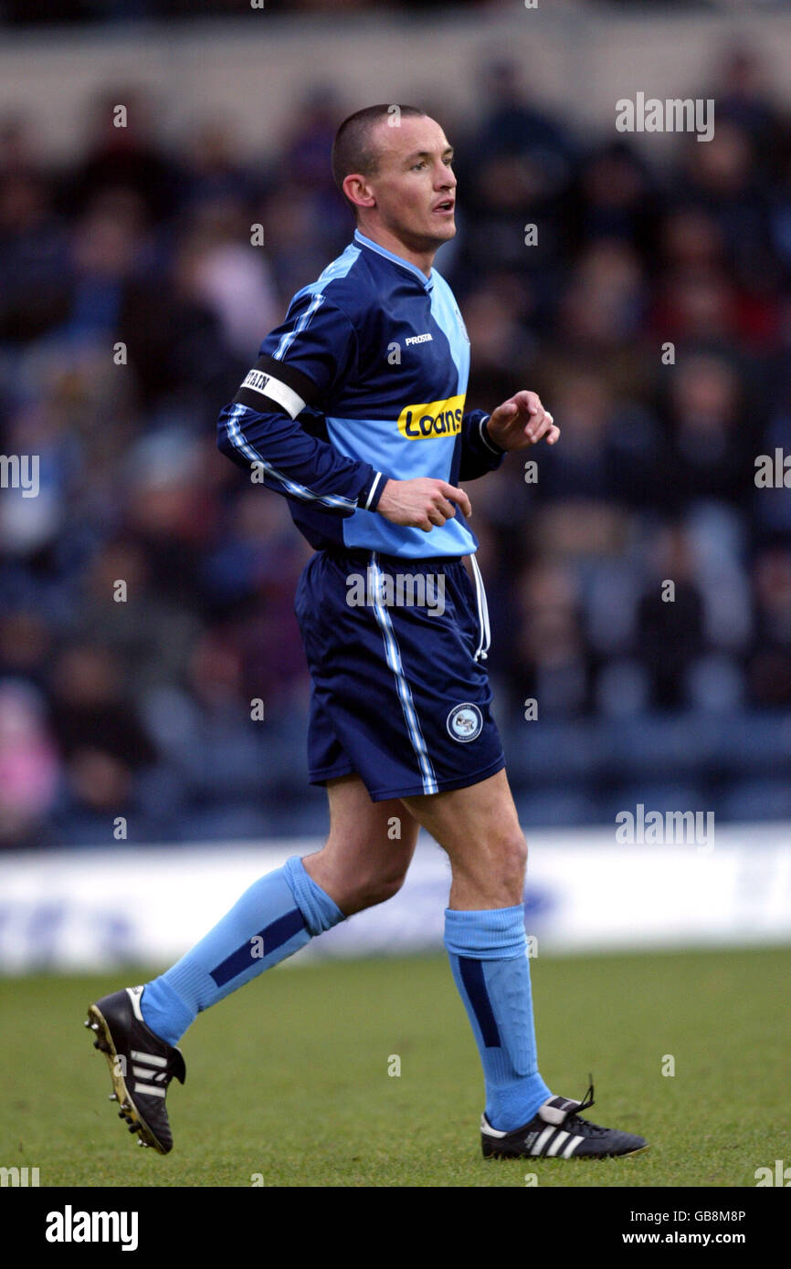 Wycombe wanderers michael simpson hi-res stock photography and images ...