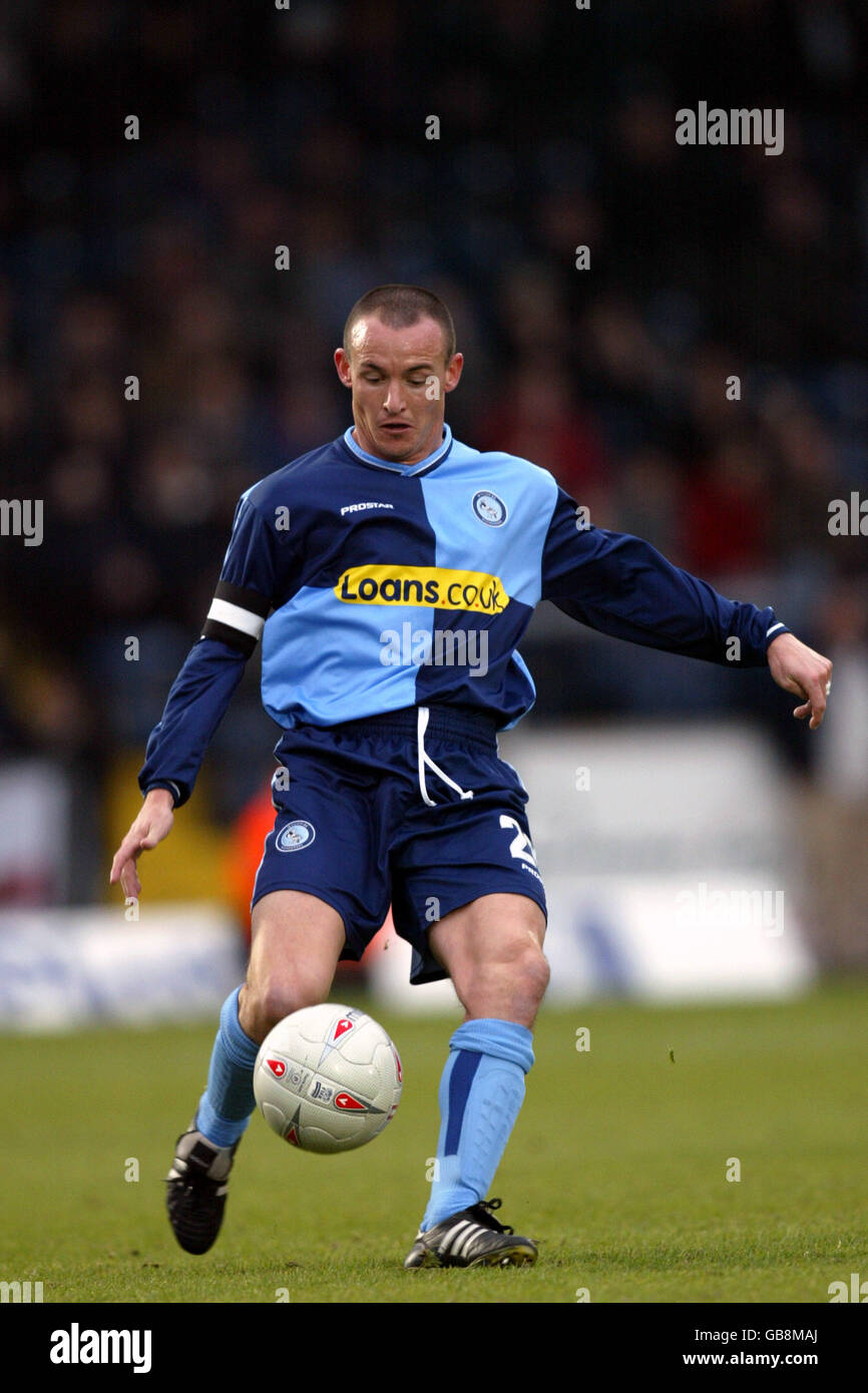Wycombe wanderers michael simpson hi-res stock photography and images ...