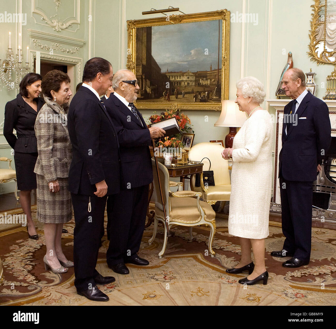 Queen Elizabeth II meets with representatives Stock Photo - Alamy