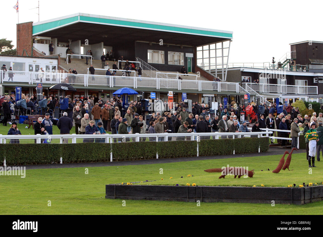 Market rasen racecourse hi-res stock photography and images - Alamy