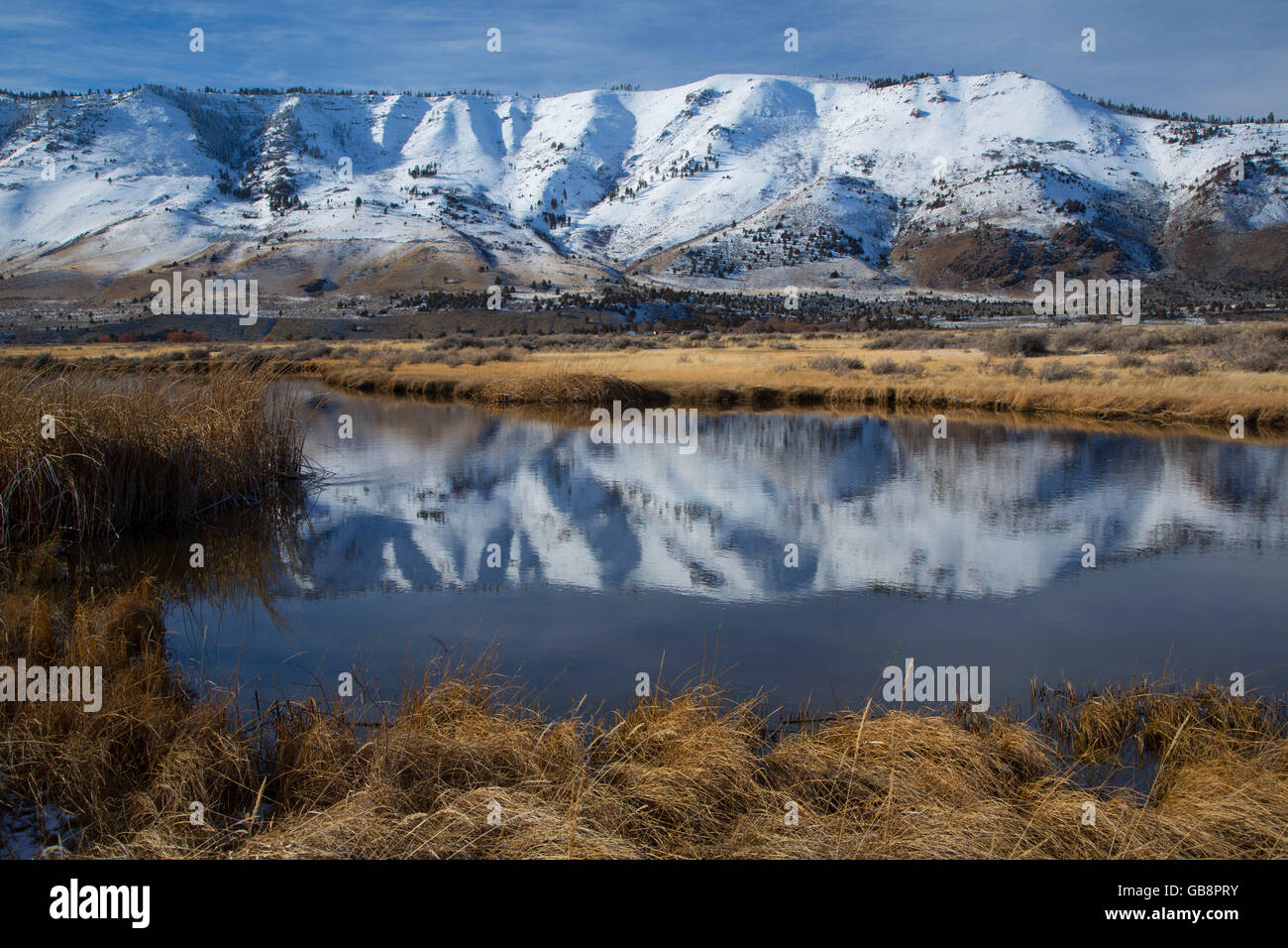 Ana River with Winter Rim, Summer Lake Wildlife Area, Oregon Outback ...