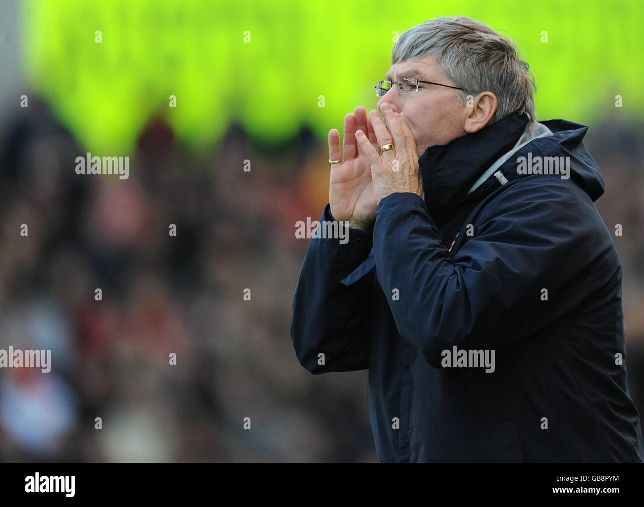 Arsenals assistant manager hi-res stock photography and images - Alamy
