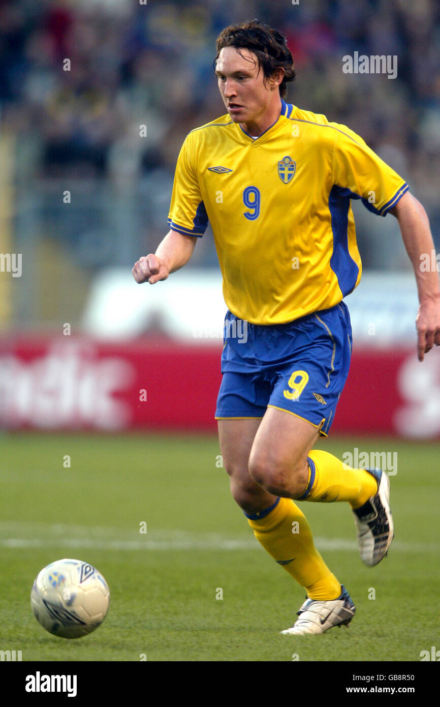 Soccer - European Championships 2004 Qualifier Group Four - Sweden v ...