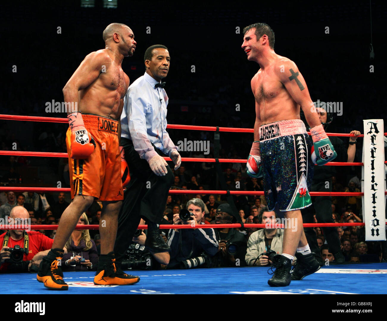 Boxing - Joe Calzaghe v Roy Jones Jr - Light-Heavyweight Title ...