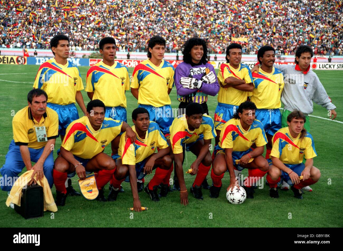 SOCCER. ECUADOR TEAM GROUP Stock Photo - Alamy