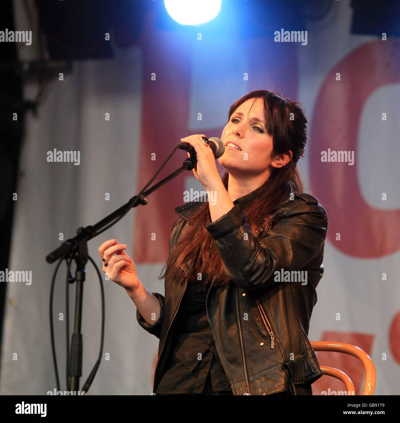 Sandi Thom performs ahead of the Christmas lights switch on in Paisley ...