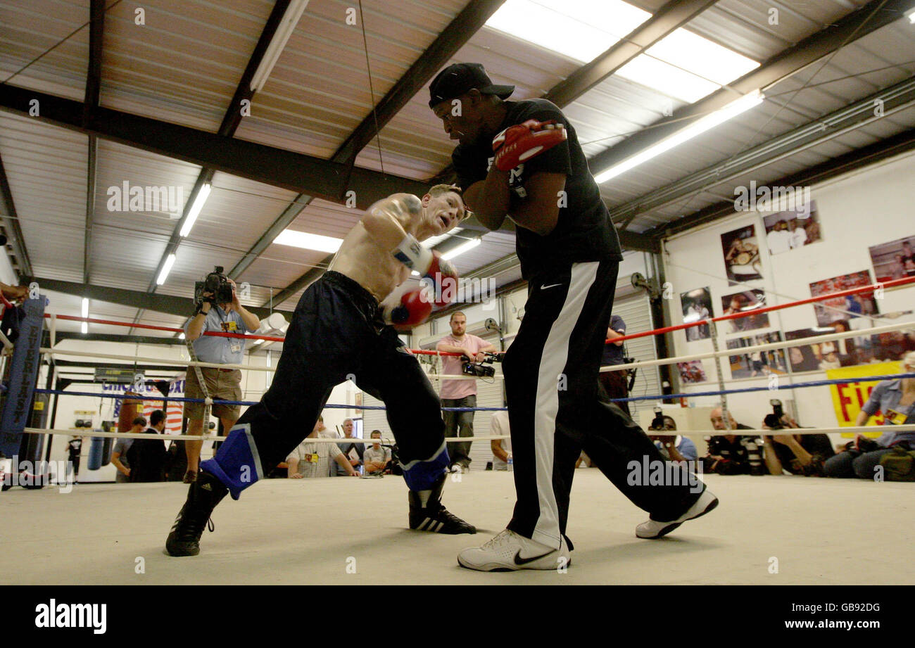 Ricky hatton trains gym in hyde hi-res stock photography and images - Alamy