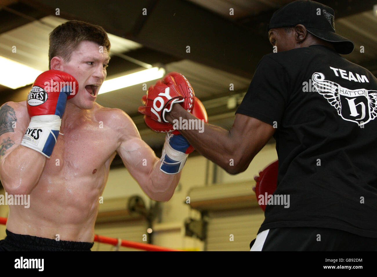 Ricky Hatton trains with Floyd Mayweather Senior during a media workout ...