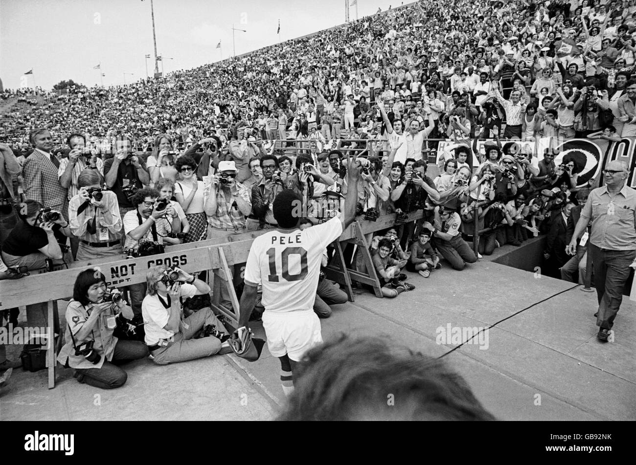 American Soccer - NASL - New York Cosmos v Toronto Metros-Croatia. New ...