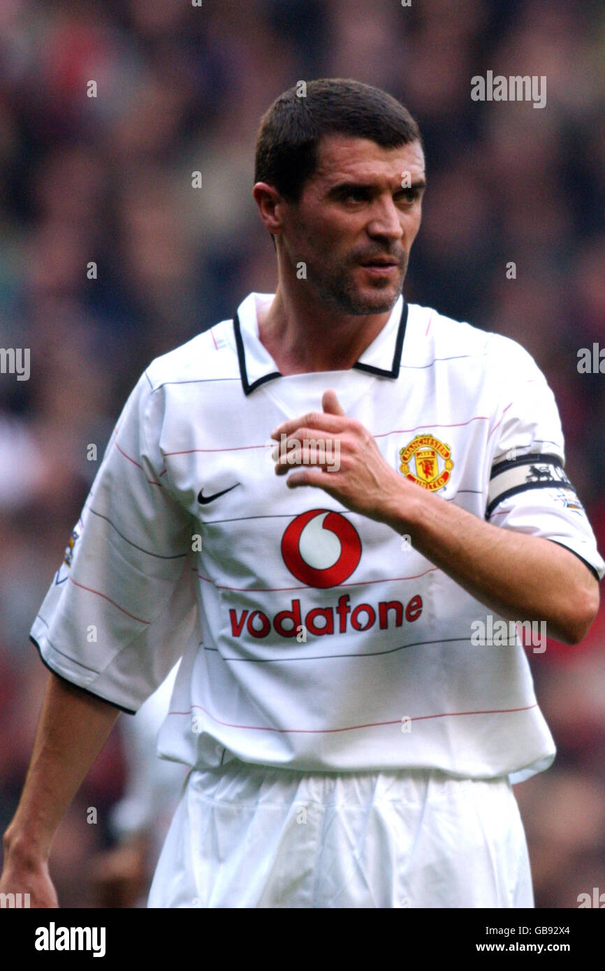 Manchester utd captain roy keane hi-res stock photography and images ...