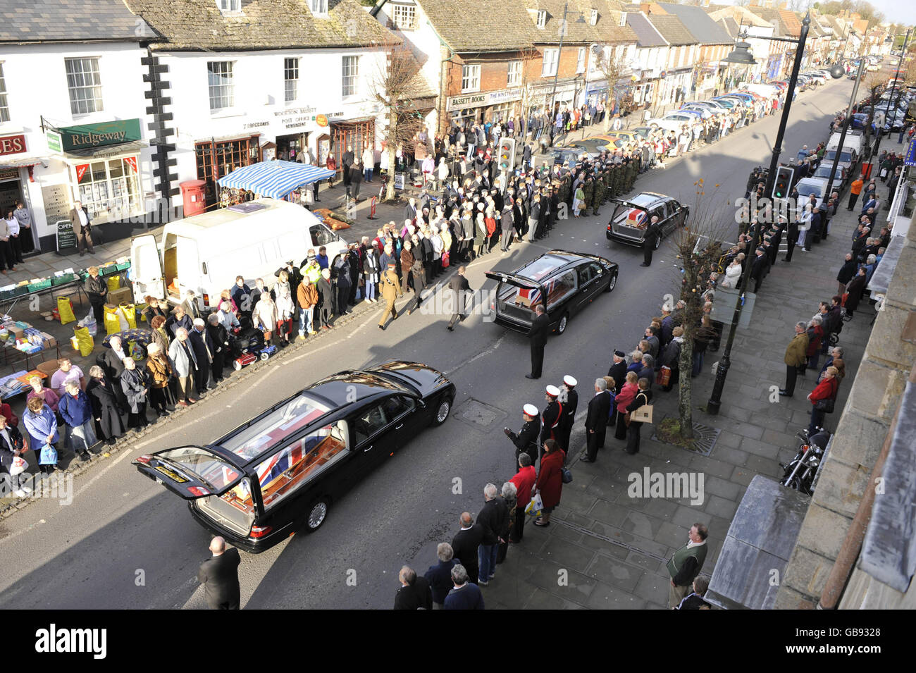Defence repatriation general view gv people union jack flag hi-res ...