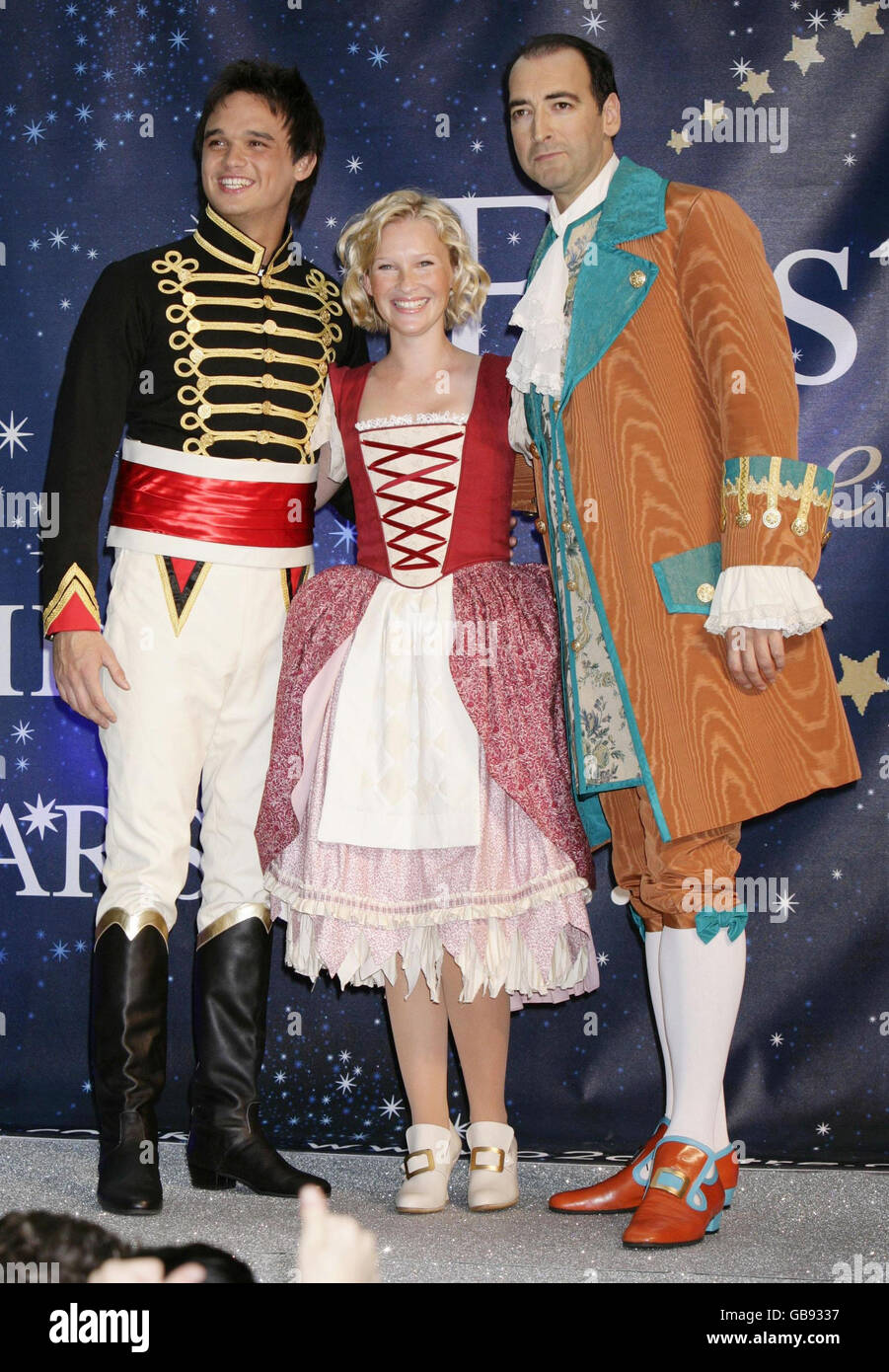 Gareth gates panto hi-res stock photography and images - Alamy