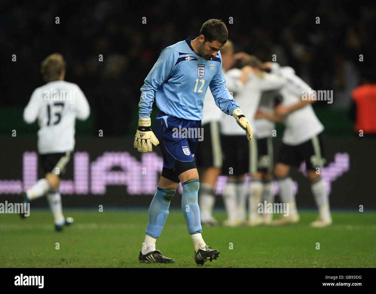 England goalkeeper scott carson hi-res stock photography and images - Alamy