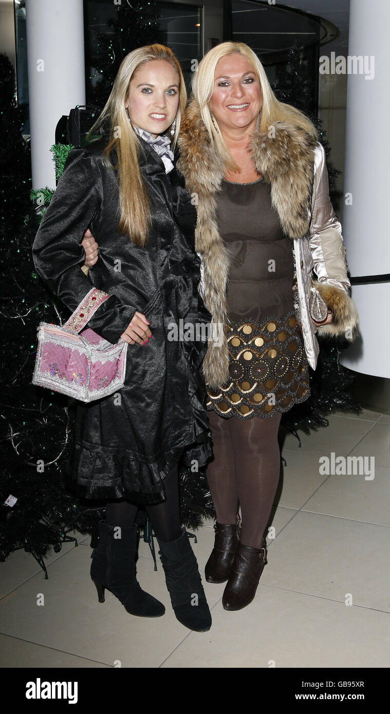 O2 centre finchley road hi-res stock photography and images - Alamy