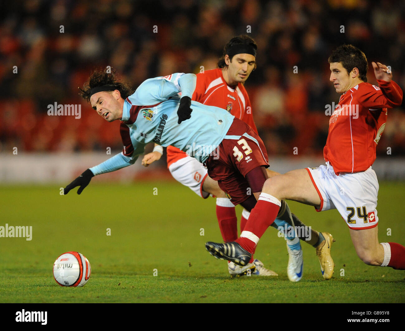 Barnsleys hugo colace and burnleys chris eagles hi-res stock ...