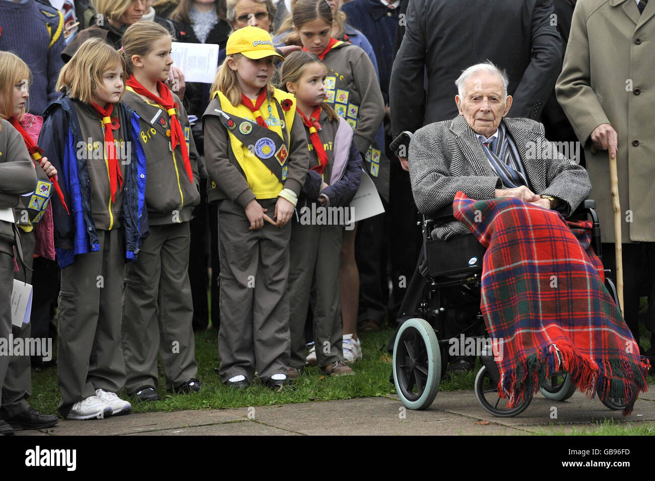 Britain's last surviving veteran from the First World War, Harry Patch ...