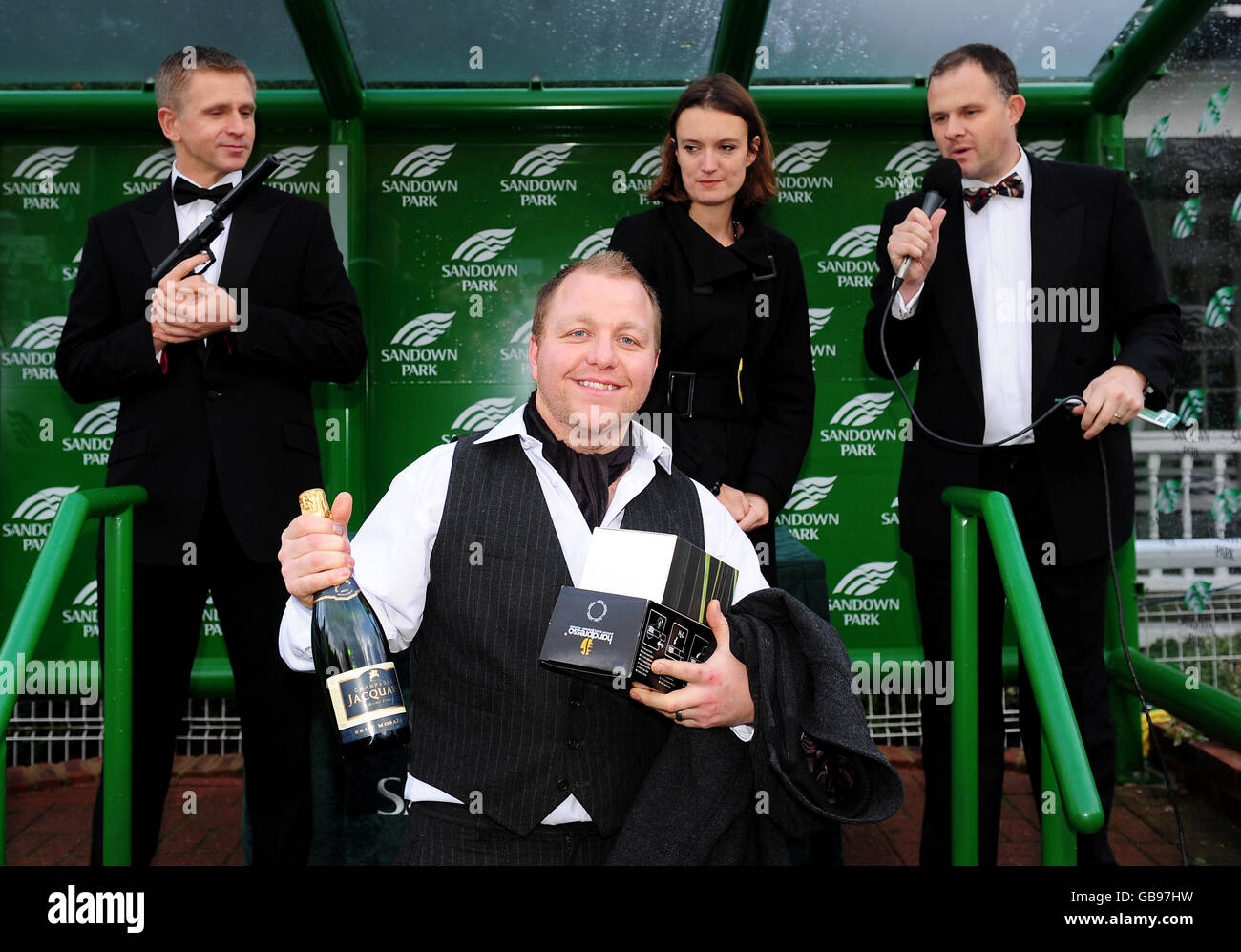 Best dressed competition during Gentlemen's Day at Sandown Park Stock ...