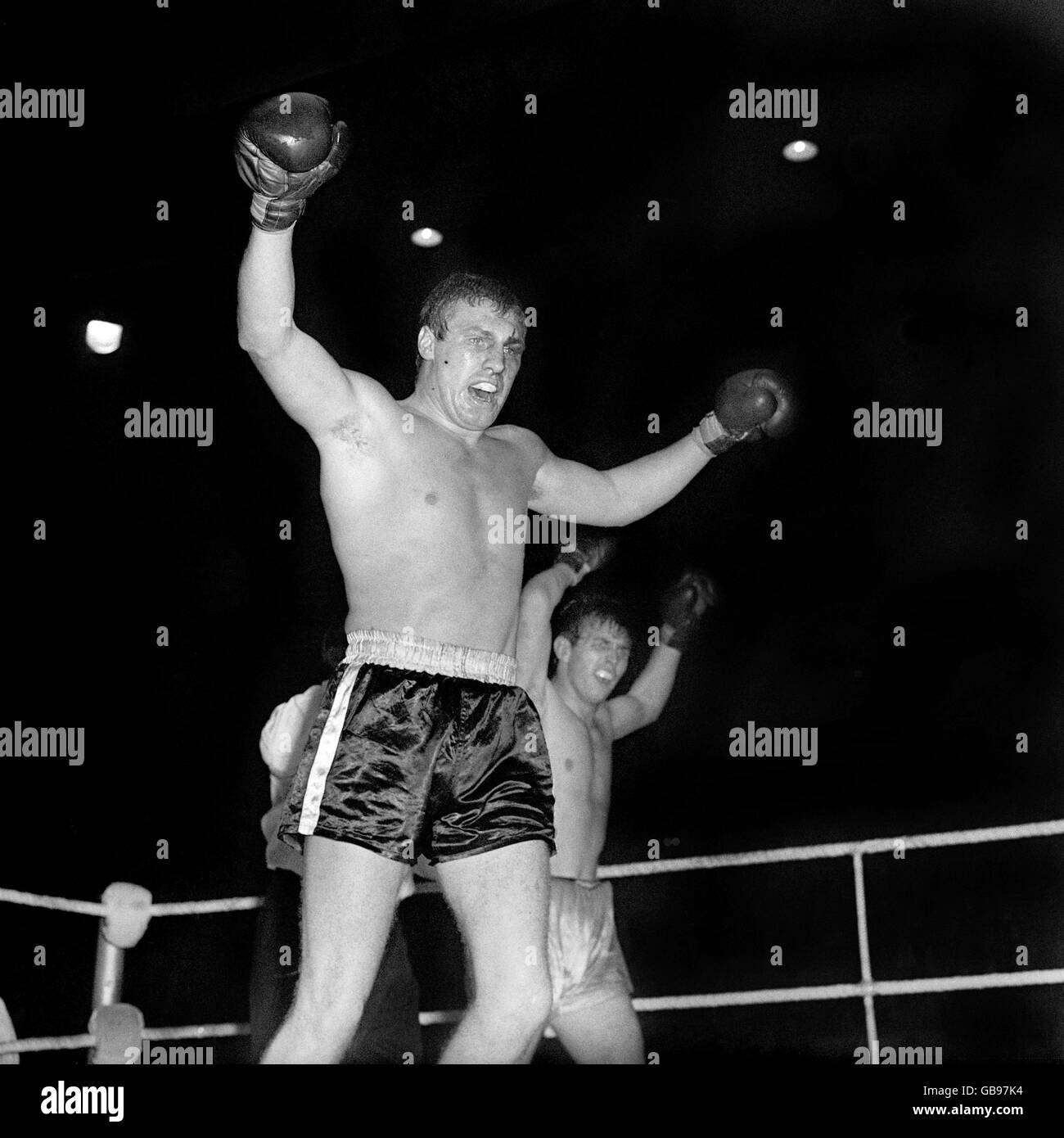 Sport boxing celebrating boxing100yearsbook boxingbookedit1 uigclareh ...