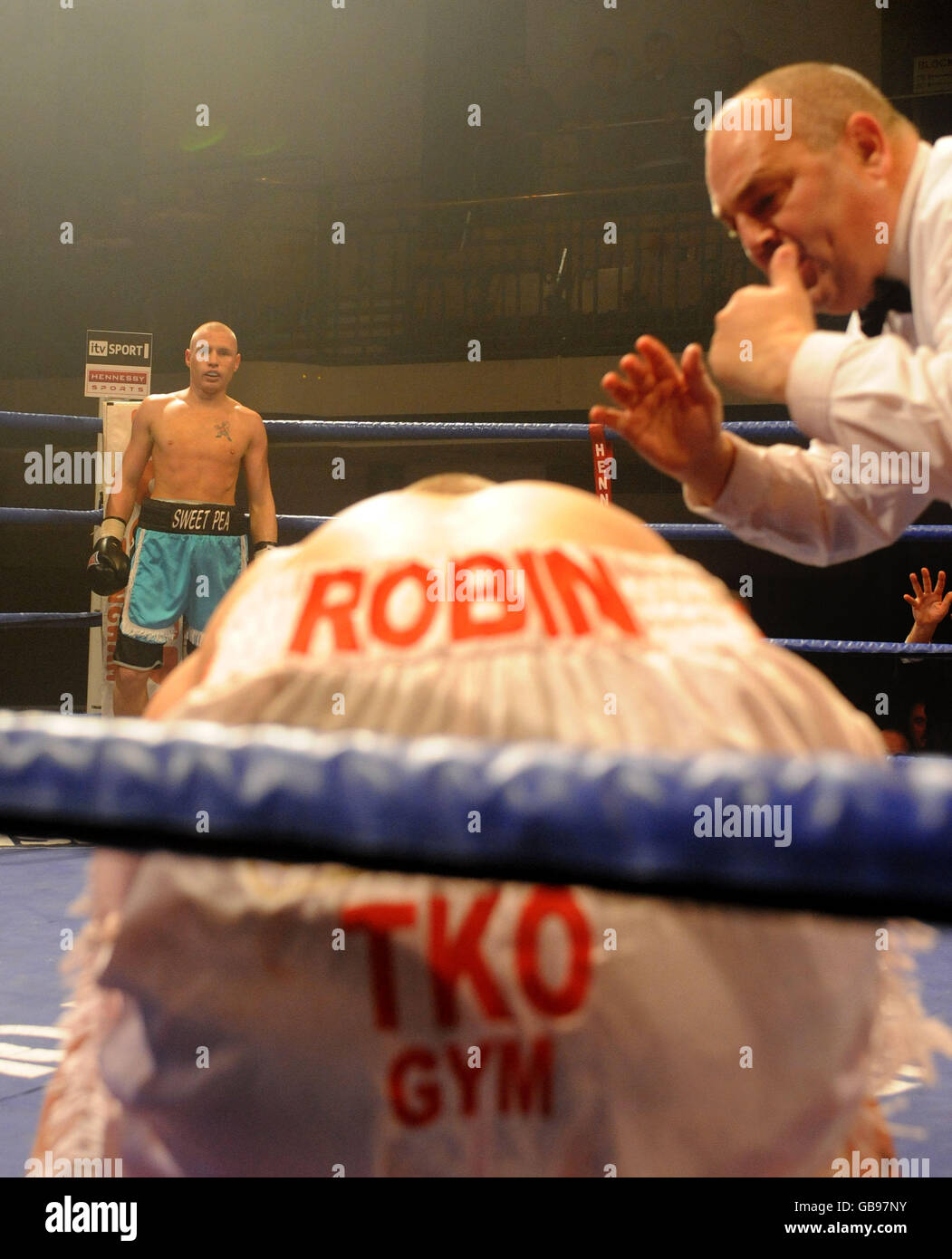 Belfast's Kevin O'Hara waits as referee Ritchie Davies counts Crawley's ...