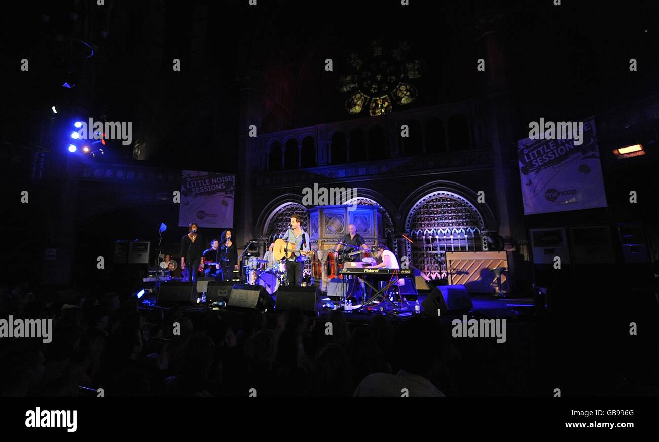 Mencap little noise sessions james morrison and lemar london hi-res ...