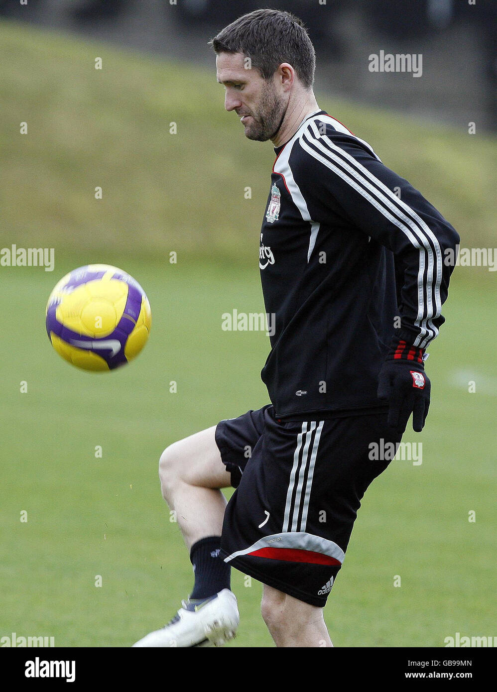 Robbie keane liverpool champions league hi-res stock photography and ...
