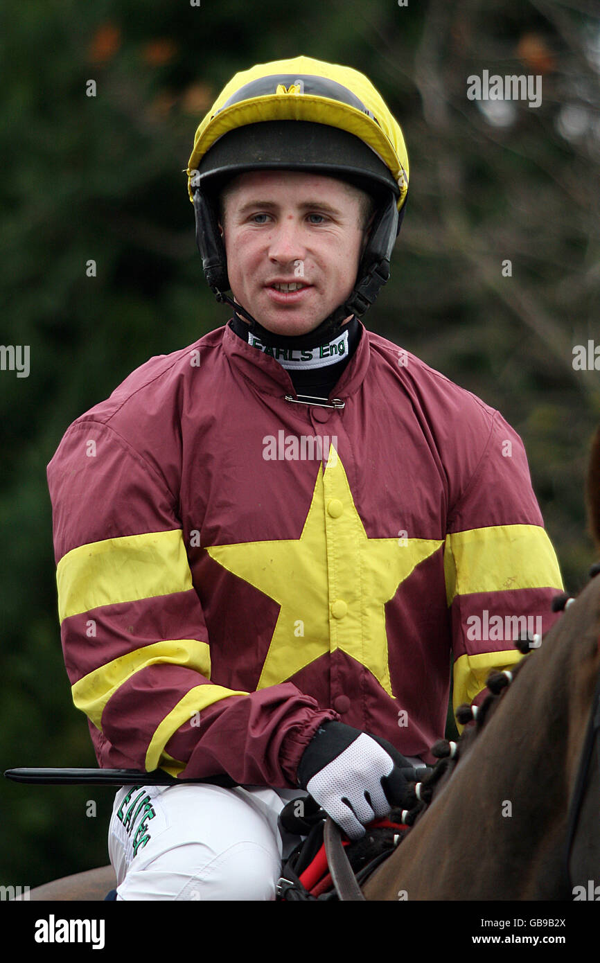 Jockey jason mckeown hi-res stock photography and images - Alamy