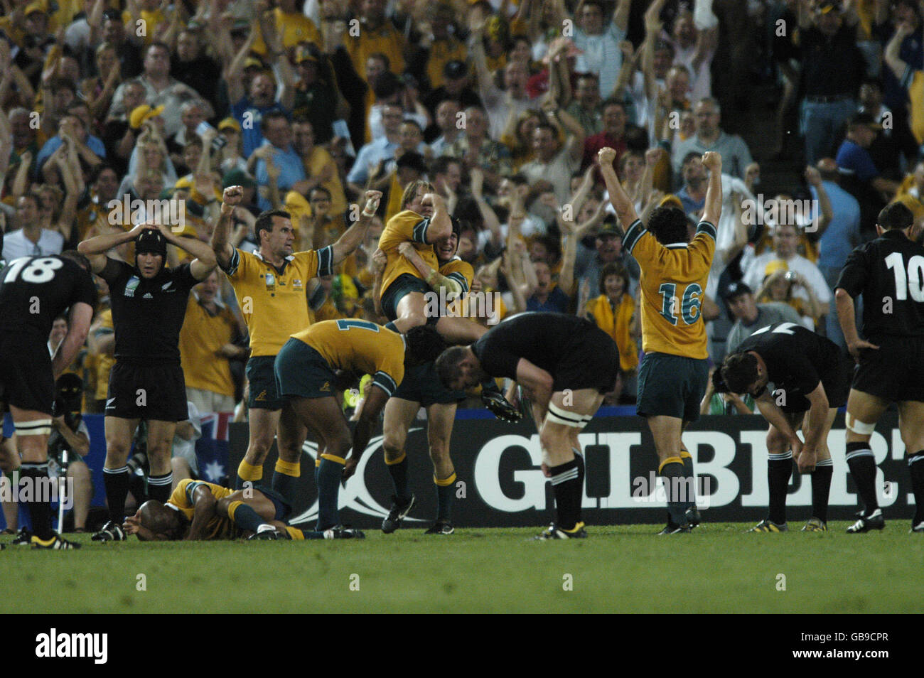 2003 rugby world cup final hi-res stock photography and images - Alamy