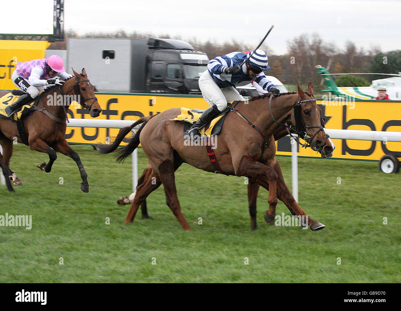 Snoopy horse hi-res stock photography and images - Alamy