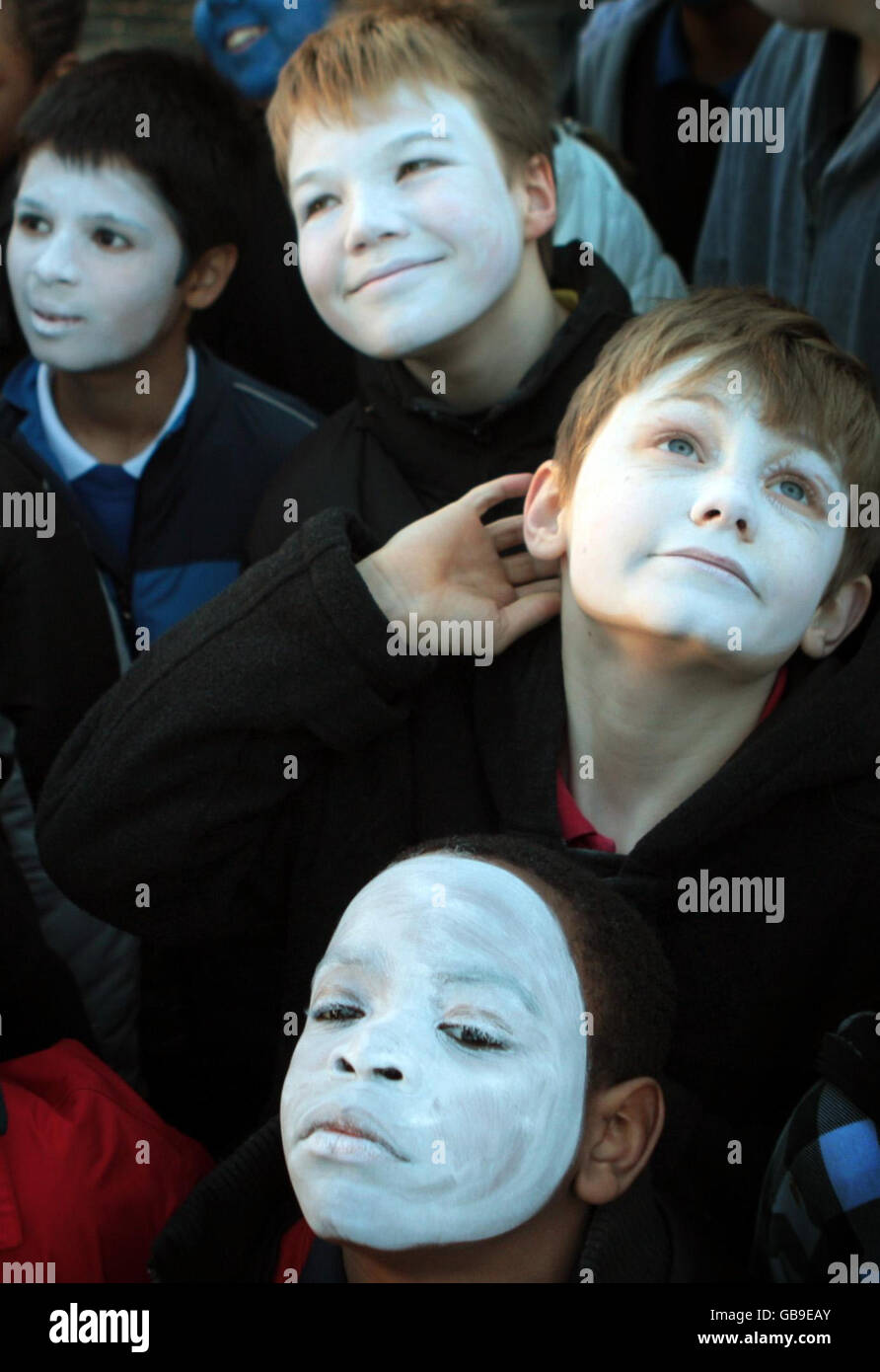 Edinburgh Schoolchildren with painted faces pictured at Edinburgh ...