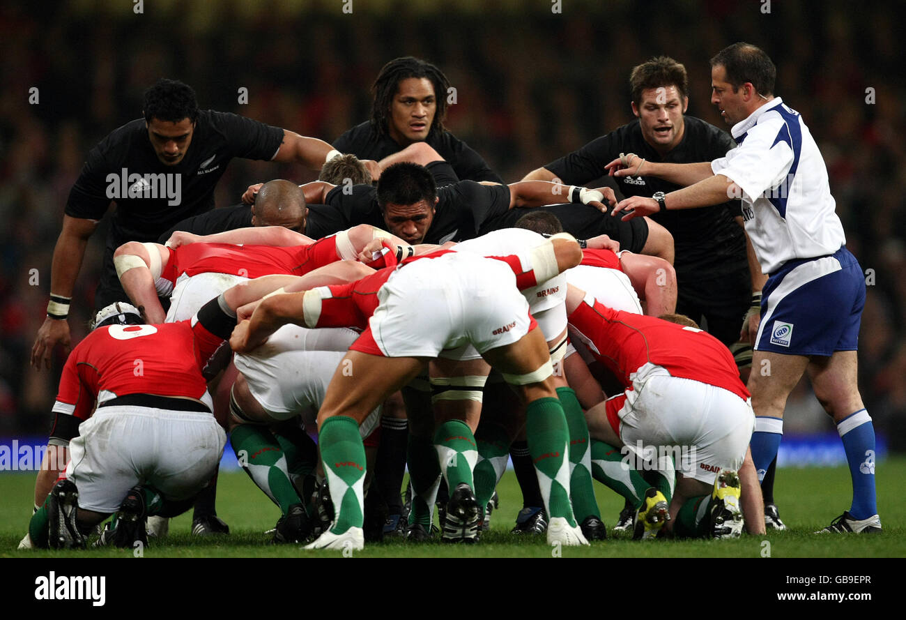 Prepare to scrum down hi-res stock photography and images - Alamy